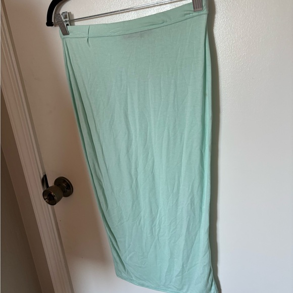 PrettyLittleThing | Skirts | Prettylittlething Basic Midi Mint Green ...